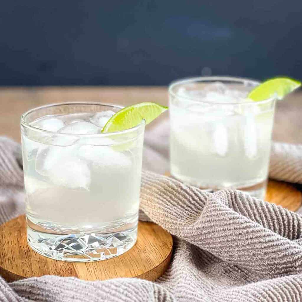 White Tea Shot Recipe With Vodka - The Beverage Snob